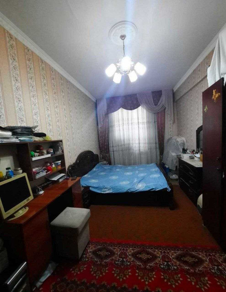 Продается квартира возле метро 2 беката