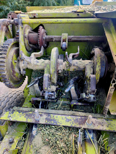 Пресс подборщик CLAAS MARKANT 55 ва трактор Т-40