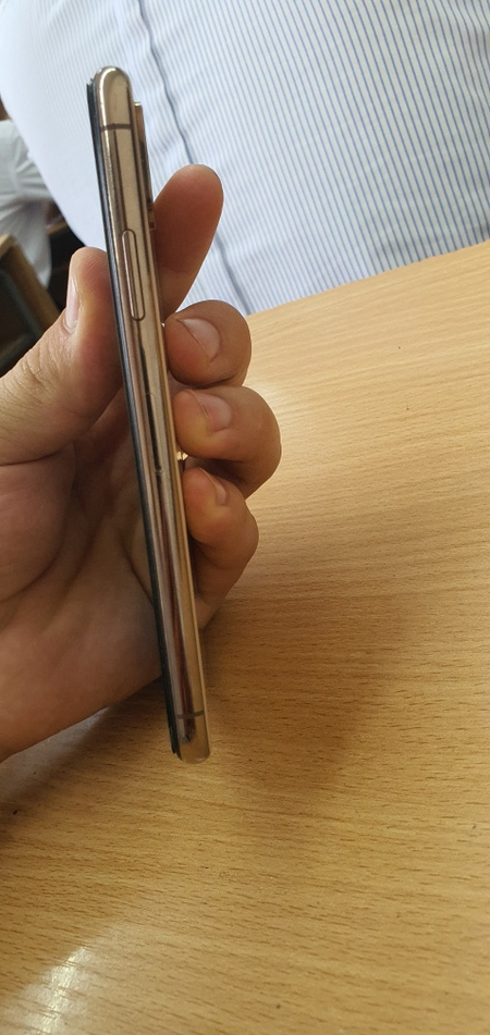 Iphone xs sotiladi
