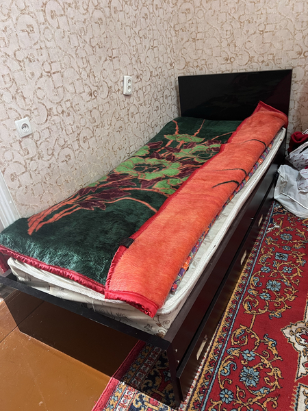Bir kishilik kravat