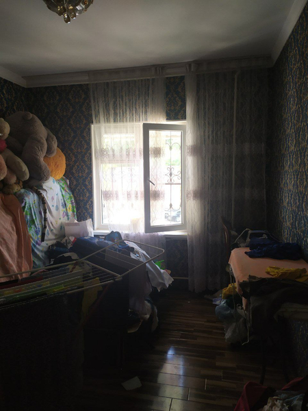 Продаётся на Карасу-6 5ком