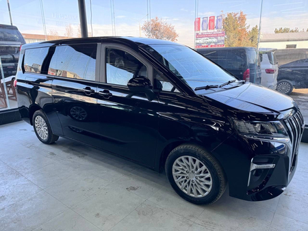 BAW M7 luxury Full