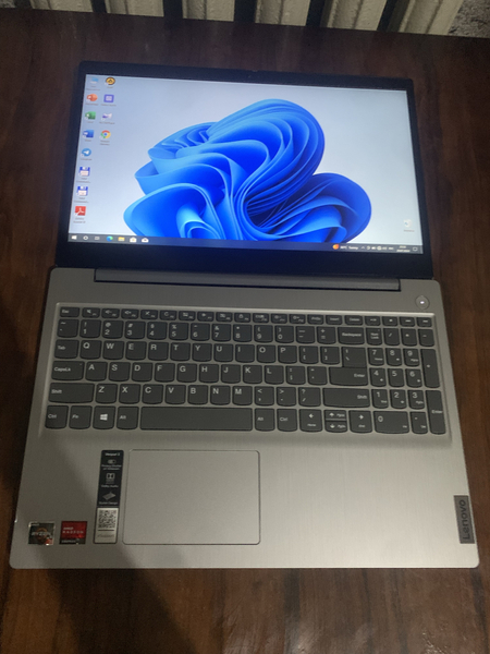 Lenovo Ryzen 3 holati ideal srochni