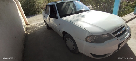 Nexia sedan sotiladi