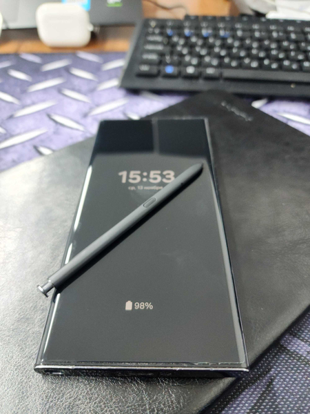 Samsung Galaxy S23Ultra 256gb идеальном состоянии