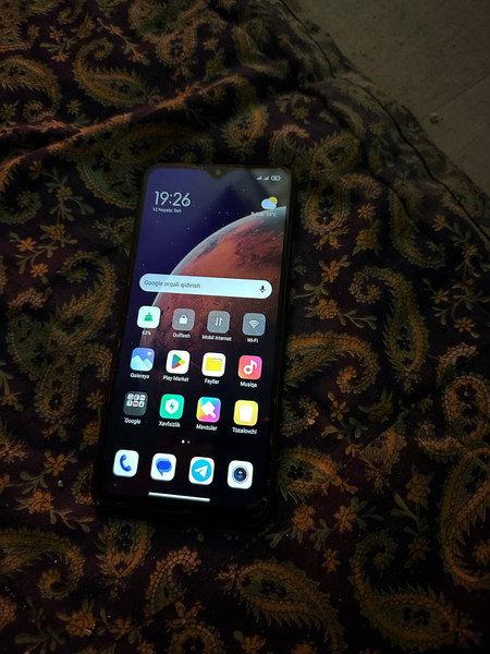 Redmi 9 aybi yoʻq