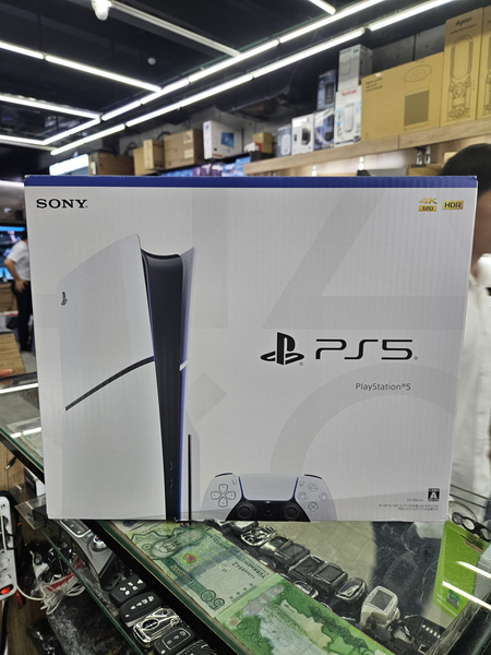Ps 5 evro s diskovodom