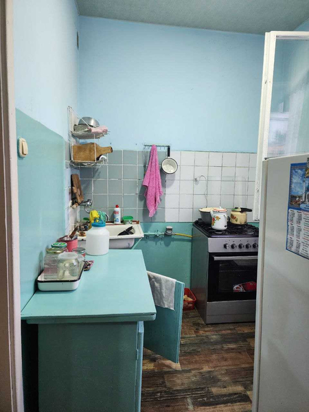 Продаю 2х комнатную квартиру на 3 этаже 4 этажного дома