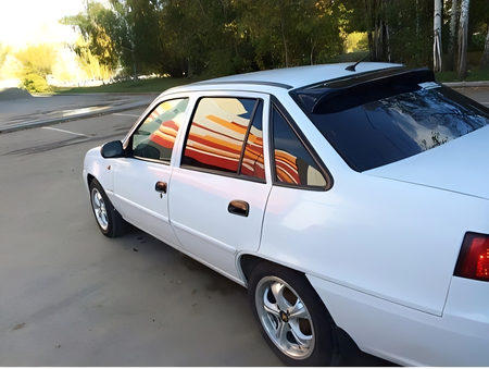 Спойлер орка ойна  Daewoo Nexia 1-2