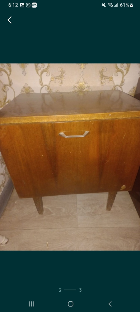 2 тумбочка сотилади
