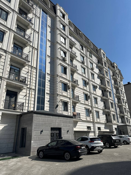 Продается Согбон Новостройка 2/3/8 площадь 68 м2