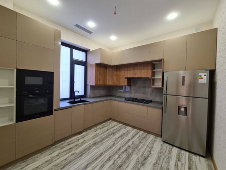 Продается Евро дом Ор-р: Амир Темур махалля 480м2