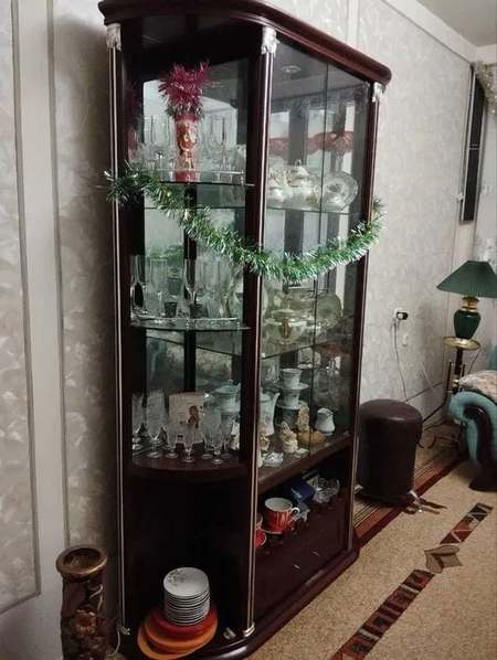 Xumoyun Kvartira sotiladi 3/4/5
