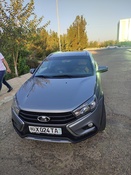 Lada vesta sw cross