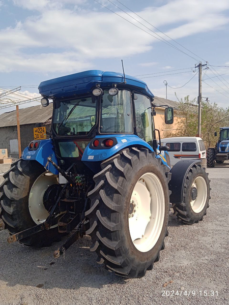 Traktor td5 110 sotiladi yili 2020 25ming ishlagan Sotiladi 250mln sôm