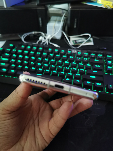Huawei MATE 40 PRO 8/256 в идеальном состоянии и батарея 90%