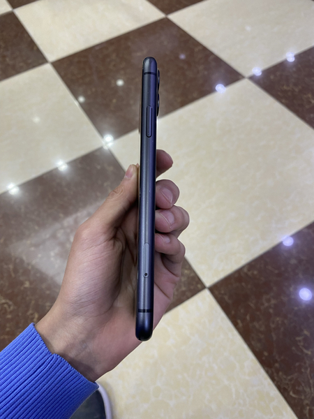 Srochna!!! Iphone 11 yomkist 82% holati idyal umuma aybi yoq