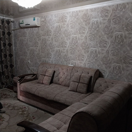 Продаётся Алмазарски р.н  Каракамиш 2/3/4  балкон 2*6 Парк Победы