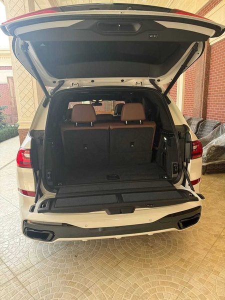 BMW X7 xDrive 40i 2024 год в Наличии