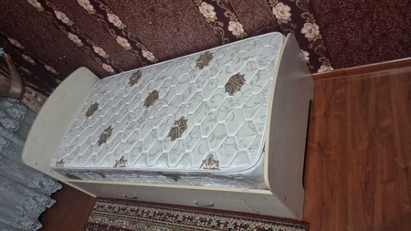Bolalar krovati,xolati yaxshi