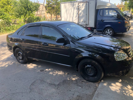 Продается срочномашина Lacetti