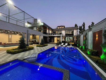 Чисто семейный дача The Villa в Чарваке