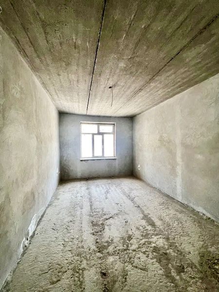Яшнабад ЖК Азиа Хаус срочно продается квартира с Кадастром 3/5/8  83м2