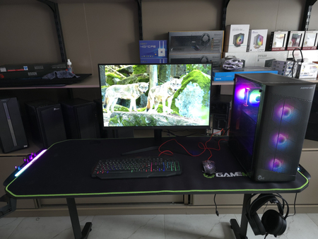 3d max va grafik dirayner, o\\\'yin uchun tayyor Keys