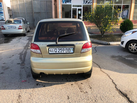 Matiz sotiladi 2009 yil xolati yaxshi yurib turgan moshina