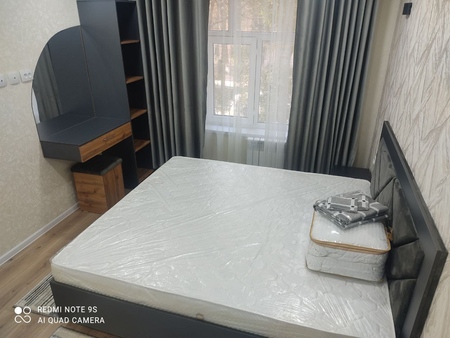 Саламатина  1/2/4 Кирпич Балк1*3м² Общ пл28м²