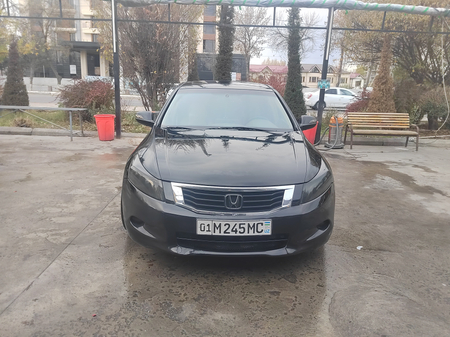 Honda accord 2008 года