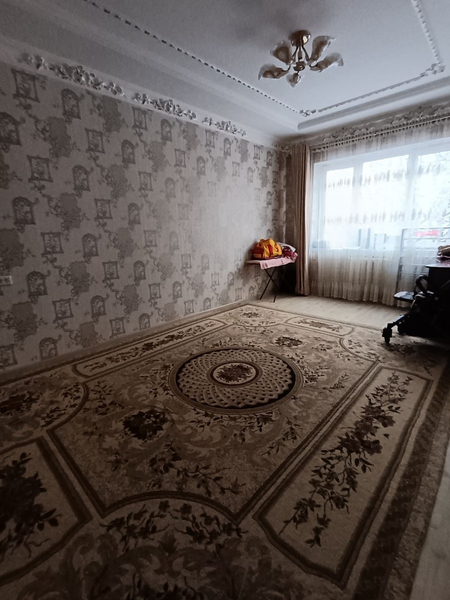 Квартира сотилади