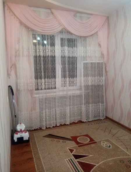 Продам 3х комн на Юнус Абаде 18. Кирпич 77 серия