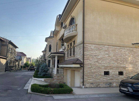 Продается дом в Мирзо Улугбекском районе