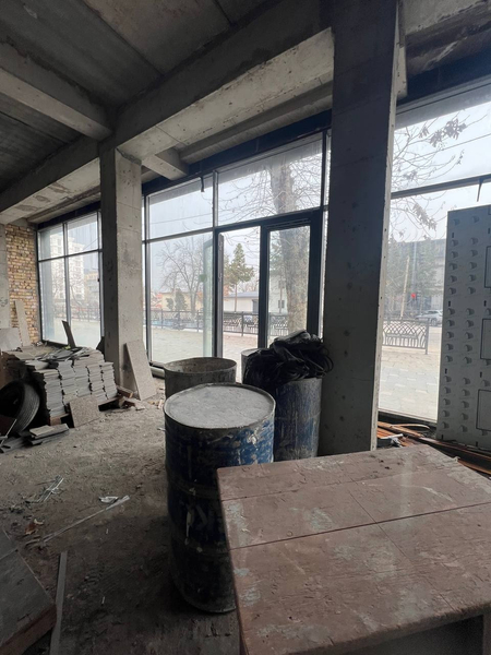 ПРОДАЕТСЯ не жилое метро БИЙ
