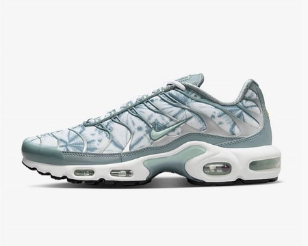 Кроссовки Nike TN Plus