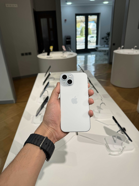 iPhone 15 Blue 128GB