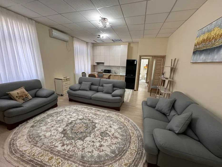 Паркентский 2 комнатная ЕВРО ремонт, Golden House. Кадастр есть
