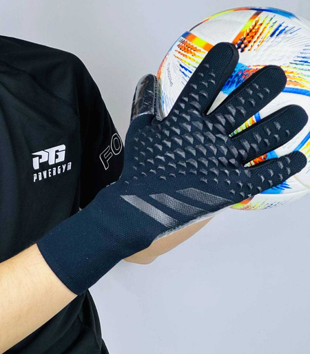 Перчатка. Вратарские перчатки ADIDAS Predator. Новые модели!