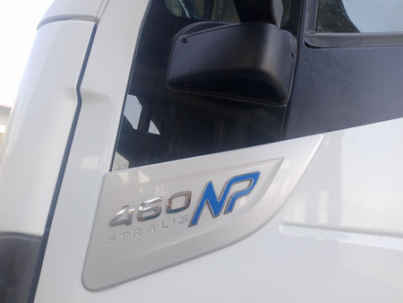 IVECO + KRONE прицеп сотилади