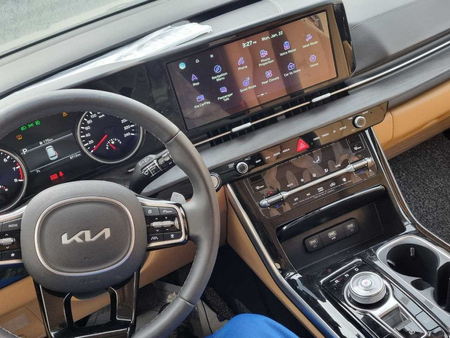 Киа Carnival, Kia Carnival