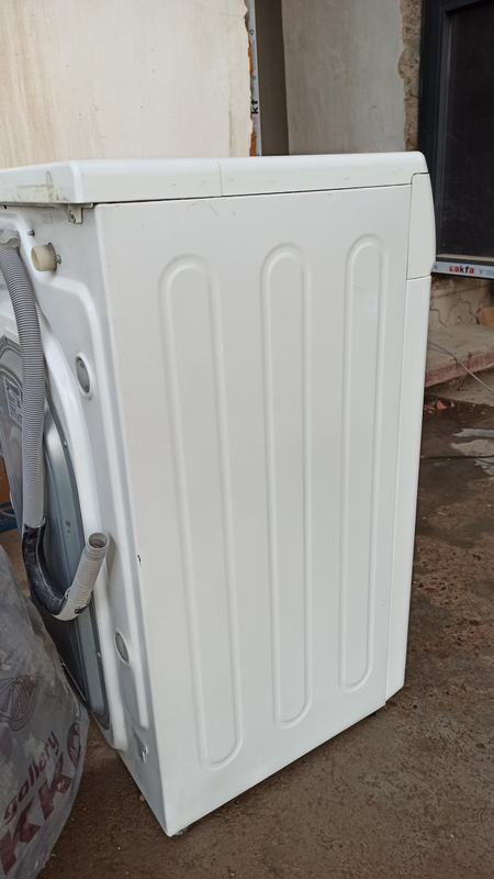 Продается стиральная машина Samsung Diamond Eco bubble 6 kg.