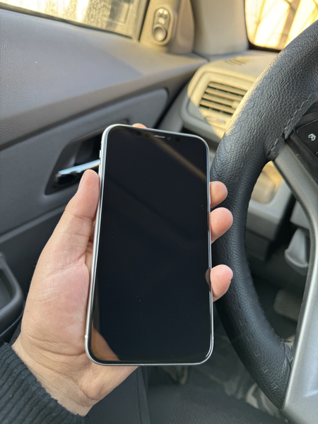 Iphone 11 satiladi
