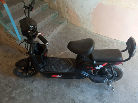 Elektr skuter 300$