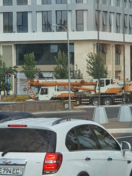 Avto kran xizmati