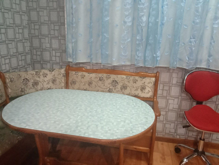 Юнусабад 14 квартал 4/2/5  100 кв.м