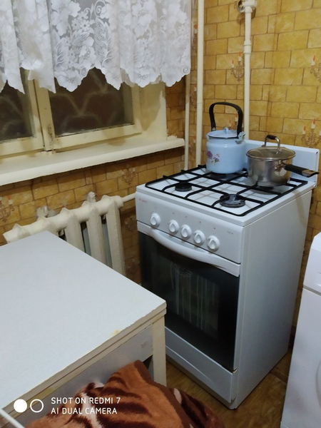 Юнусабад 10 квартал 3/5/10  500 у.е.