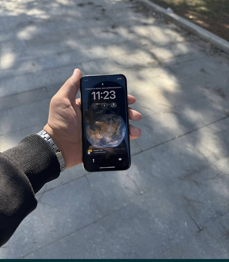 iPhone Xs ideal holatda