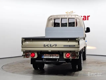 Kia Bongo 1tonnali zakazga obkeberamiz