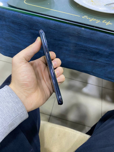 Iphone 11 pro sotiladi